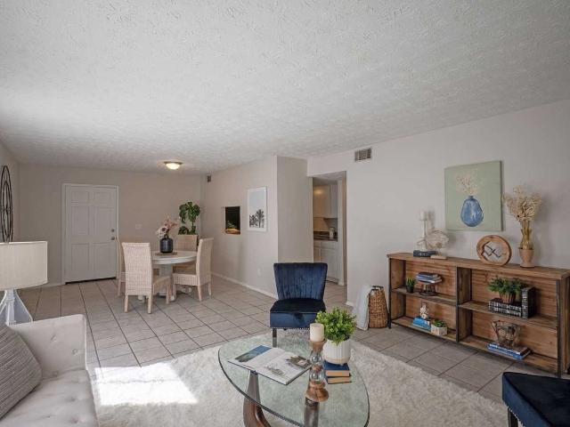 Grand Oaks Apartment 1 Bedroom Apartment for Rent at 7201 Arlington Expy, Jacksonville, FL 32211 Arlington