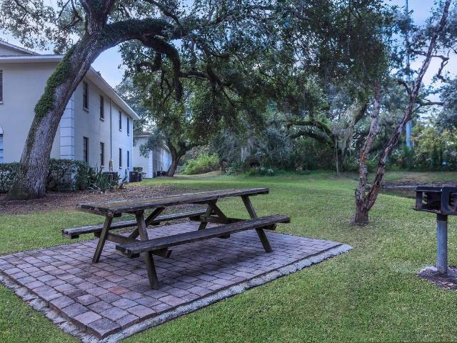Grand Oaks 2 Bedroom Apartment for Rent at 8450 Standish Bend Dr, Town 'n' Country, FL 33615 Town N County Park
