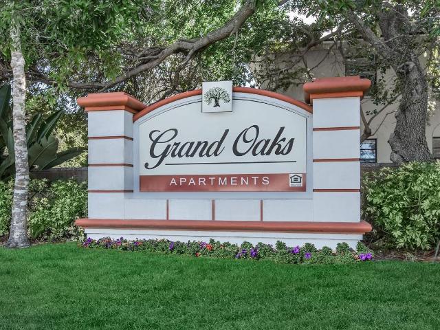 Grand Oaks 2 Bedroom Apartment for Rent at 8450 Standish Bend Dr, Town 'n' Country, FL 33615 Town N County Park