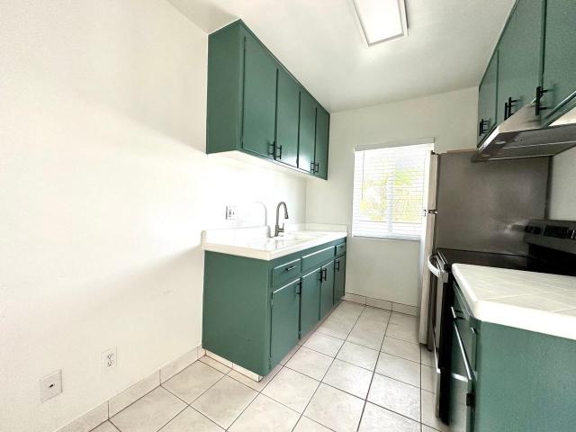 GRAND PALMS Studio Apartment for Rent at 2275 Grand Ave, San Diego, CA 92109 Pacific Beach