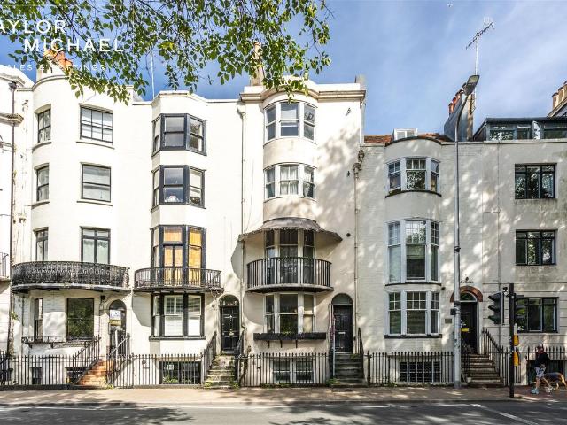 Grand Parade, Brighton BN2, 1 bed flat to rent, £1,050 pcm | PrimeLocation