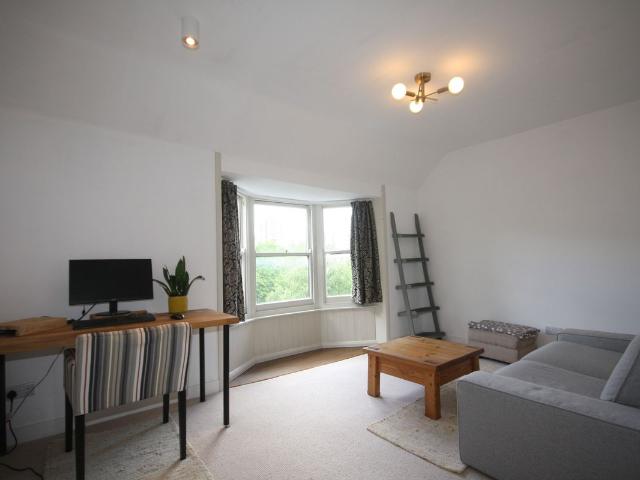 Grand Parade, Brighton BN2, 1 bed flat to rent, £1,195 pcm | PrimeLocation