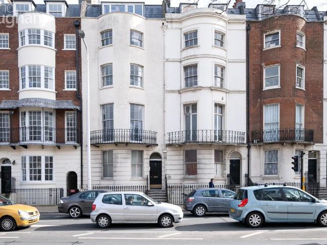 Grand Parade, Brighton BN2, 1 bed flat to rent, £1,250 pcm | PrimeLocation