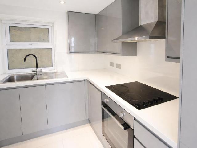 Grand Parade, Brighton BN2, 5 bed flat to rent, £3,500 pcm | PrimeLocation