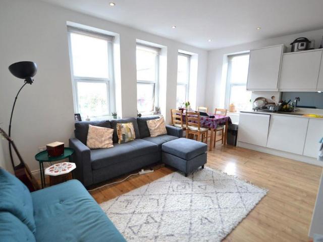 Grand Parade, Green Lanes 1 bed flat to rent £1,900 pcm £438 pw