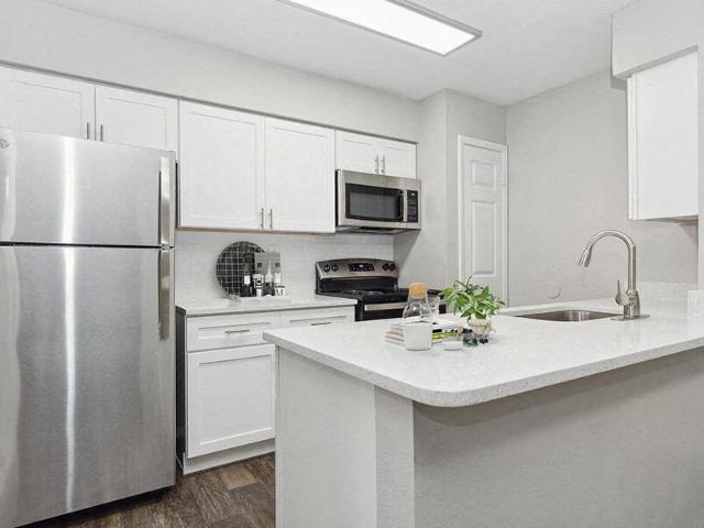 Grand Pavilion 1 Bedroom Apartment for Rent at 3110 Grand Pavilion Dr, Tampa, FL 33613