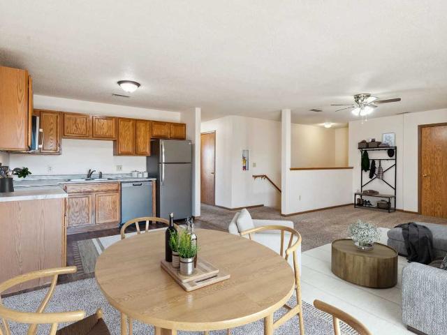 Grand Reserve 1 Bedroom Apartment for Rent at 6214 Rockwell Dr Ne, Cedar Rapids, IA 52402