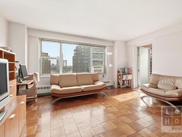 Grand St Apt D, New York, Flat For Sale