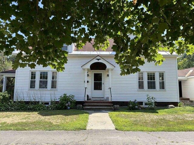 Grand St, Claremont, Home For Sale