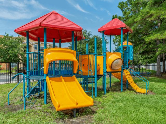 Grande Court Apartments 1 Bedroom Apartment for Rent at 7610 Blanding Blvd, Jacksonville, FL 32244 Duclay