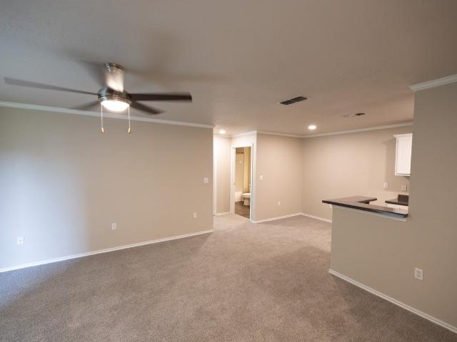 Grande Hill Estates 2 Bedroom Apartment for Rent at 1505 W Grande Blvd, Tyler, TX 75703