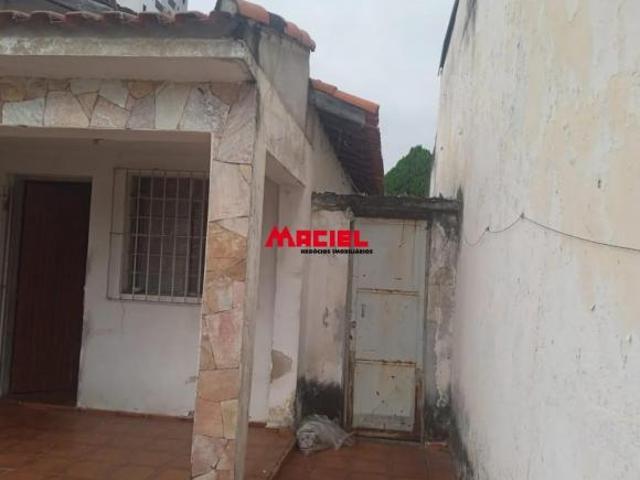 grande oportunidade casa com edícula e ponto comercial na principal avenida da região