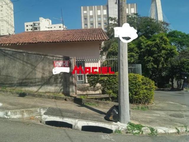 Grande oportunidade: casa em área nobre da cidade