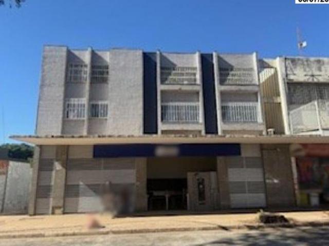 Grande Prédio Comercial em Brasília/DF