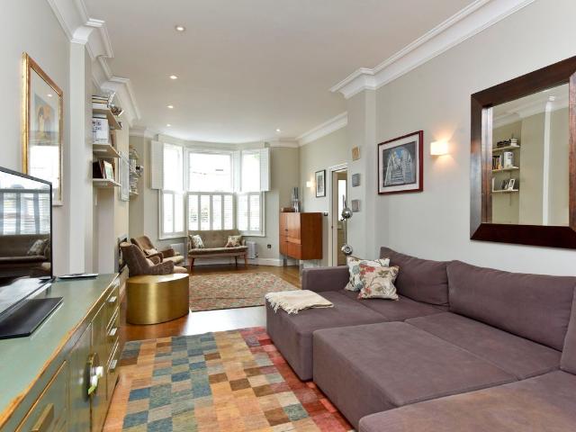 Grandison Road SW11, 5 bed detached house to rent, £8,750 pcm | PrimeLocation