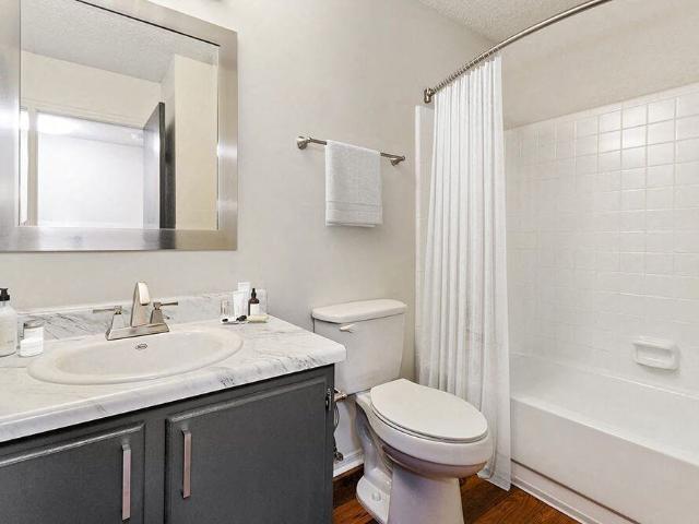 Grandstand 2 Bedroom Apartment for Rent at 3500 Windcliff Dr Se, Marietta, GA 30067