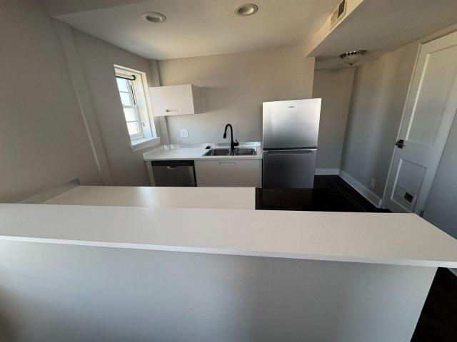 Grandview Apartments 1 Bedroom Apartment for Rent at 1748 N Hillside St, Wichita, KS 67214