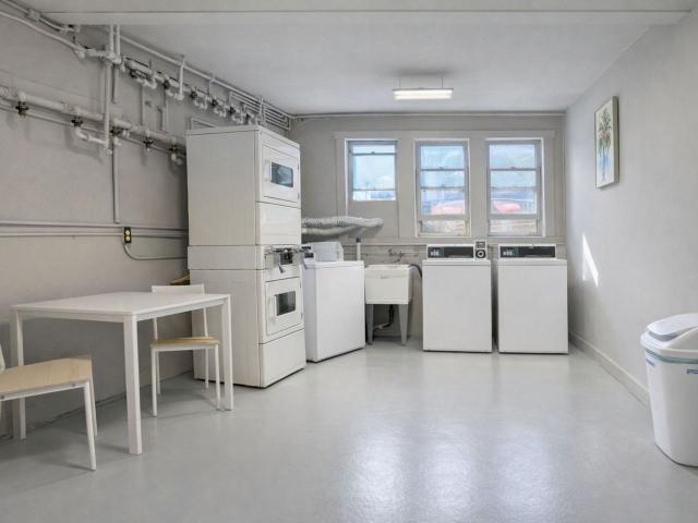 Grandview Apartments 1 Bedroom Apartment for Rent at 1820 4th Ave, San Diego, CA 92101 Park West