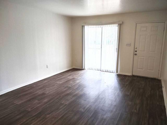 Grandview Gardens Apartments 2 Bedroom Apartment for Rent at Grandview Dr, Denton, TX 76207