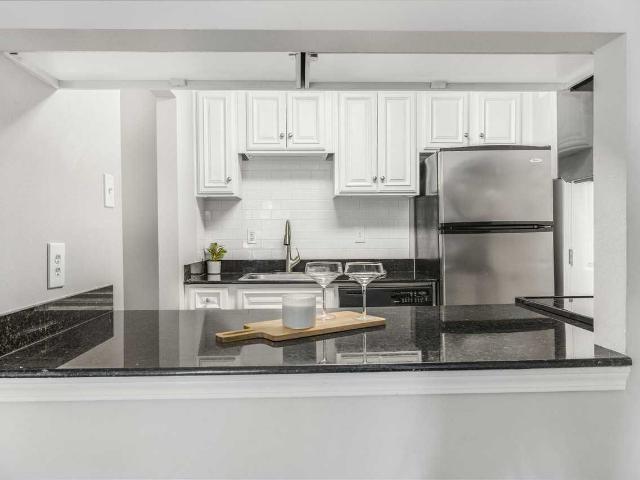 Grandview Pointe 2 Bedroom Apartment for Rent at 6151 Marina Dr S, Mobile, AL 36605 Bayside