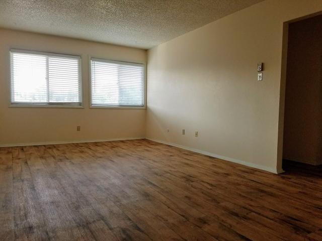 Grandview Plaza 2 Bedroom Apartment for Rent at 1315 7th St S, Great Falls, MT 59405