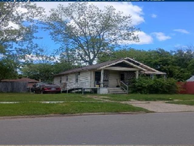 Grandville Ave
