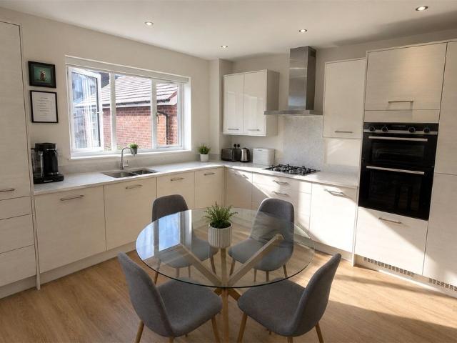 Grandy Crescent, Abingdon OX13, 3 bed detached house to rent, £2,000 pcm | PrimeLocation