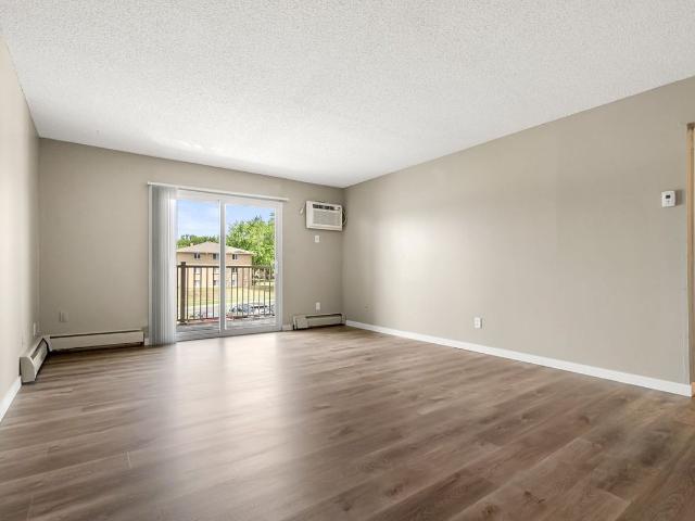 Granite Creek Apartments 1 Bedroom Apartment for Rent at 5555 Zealand Ave N, New Hope, MN 55428