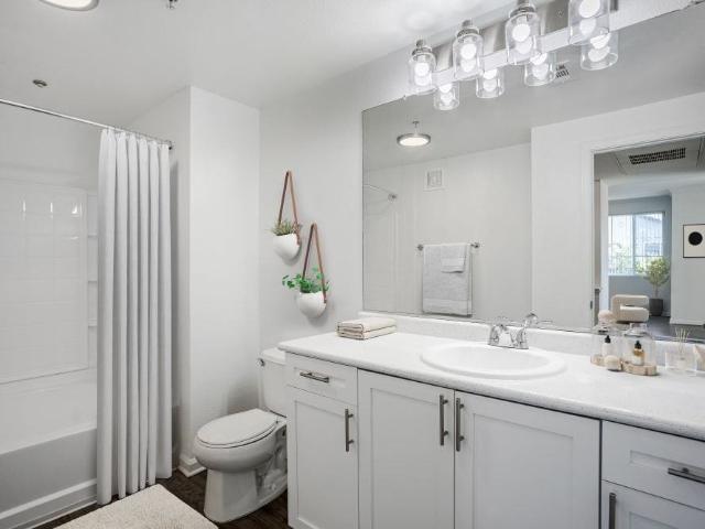 Granite Point 1 Bedroom Apartment for Rent at 4500 Truxel Rd, Sacramento, CA 95834