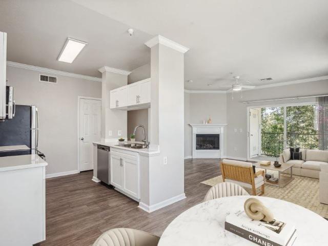 Granite Point 3 Bedroom Apartment for Rent at 4500 Truxel Rd, Sacramento, CA 95834