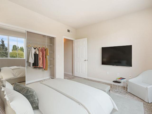 Granite Point 3 Bedroom Apartment for Rent at 4500 Truxel Rd, Sacramento, CA 95834
