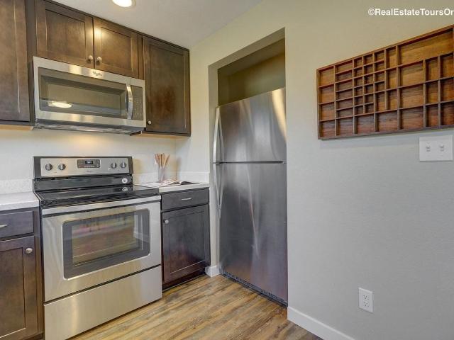 Granite Townhomes* 2 Bedroom Apartment for Rent at 711 Se Ford St, Mcminnville, OR 97128