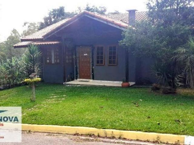 Casa com 3 suítes à venda no Condomínio Granja Caiapia Granja Viana SP