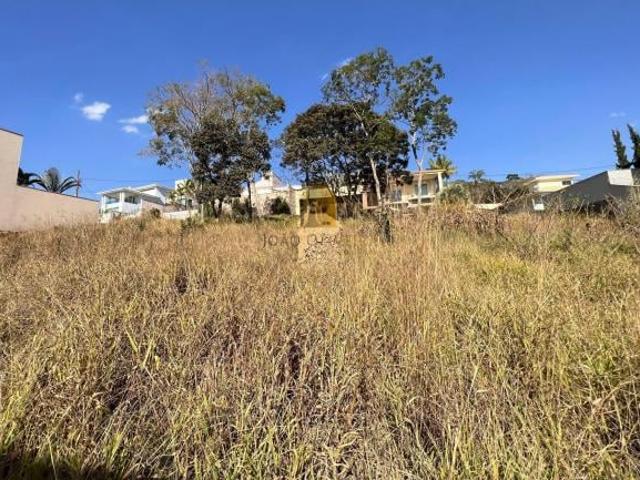 Granja das Hortências Lote à venda no condomínio fechado de alto padrão Granja das Hortênsias, em