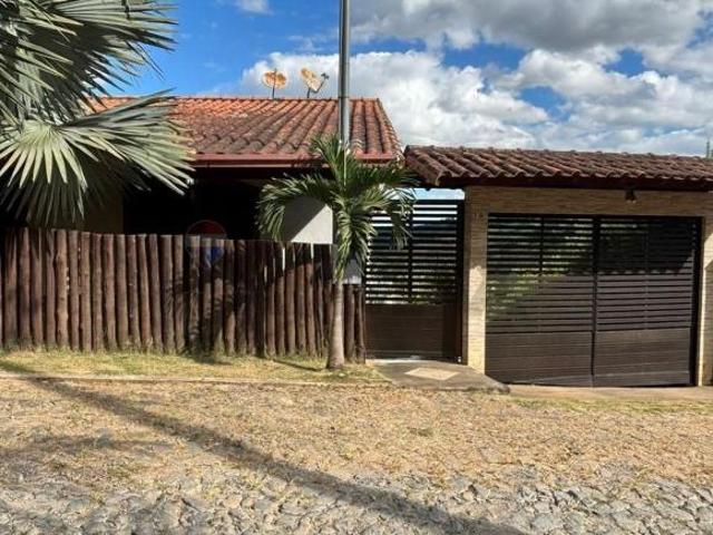 Granja encantadora com vista panorâmica, piscina e muito contato com a natureza Granjeamento Lagoa