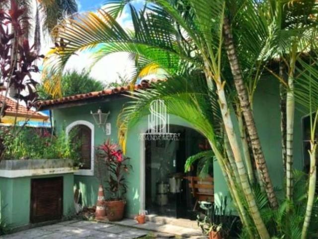 Granja Julieta Casa de Vila com 450m² 4 quartos e 2 suítes