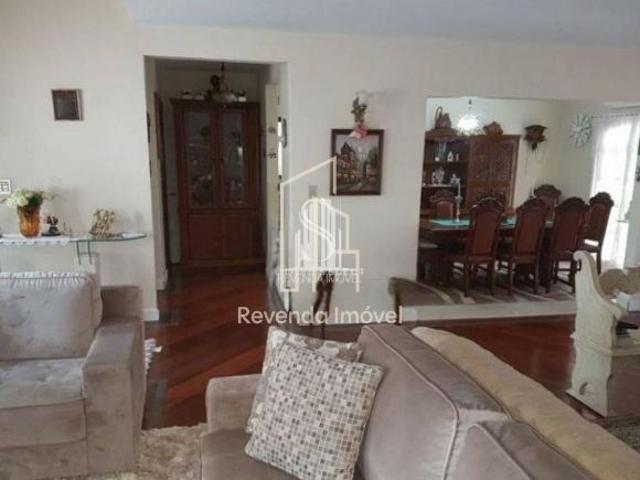 Granja Julieta Casa de 308m² com 3 quartos e 6 vagas