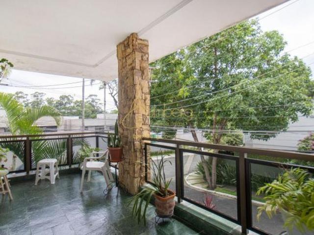Granja Julieta Rua fechada com cancela, 4 quartos, 1 suite, sala intima, living amplo. terraço