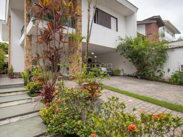 Granja Julieta Rua fechada com cancela, 4 quartos, 1 suite, sala intima, living amplo. terraço