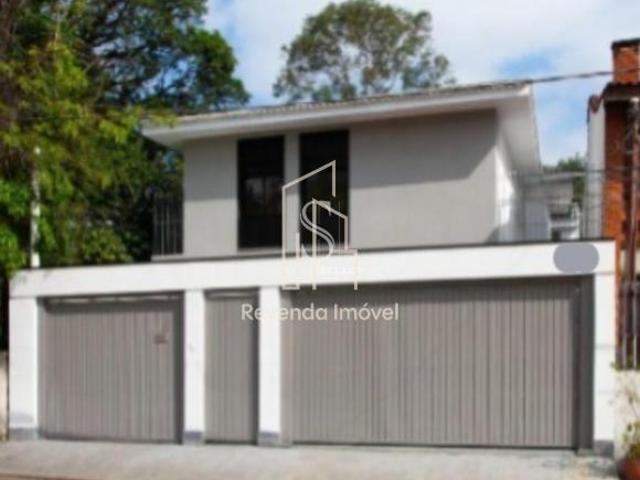 Granja Julieta Sobrado com 360m² 3 Quartos sendo os 3 suites, 6 banheiros e