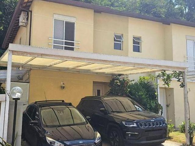 GRANJA VIANNA – Condomínio fechado Casa com 3dormitórios para Venda ou Locação