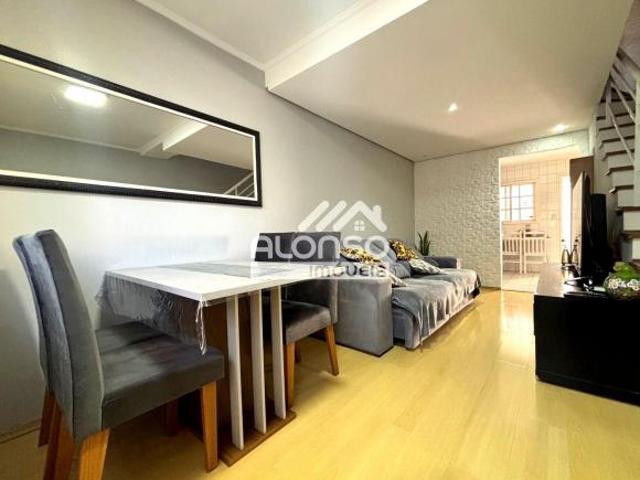 Granja Viana: Oportunidade Única de Casa em Condomínio!