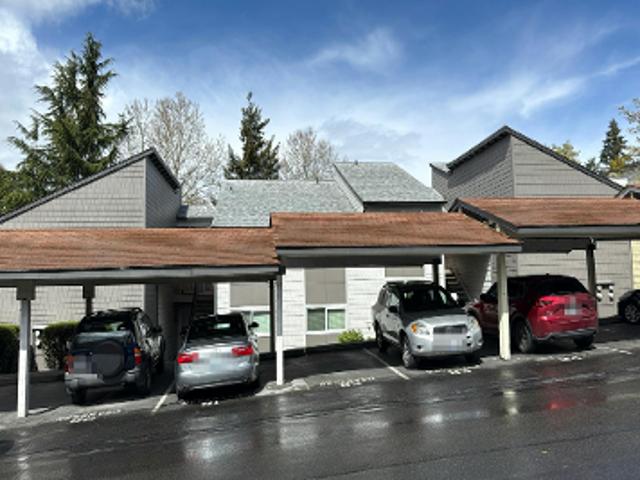 Grant Ave S Apt J102