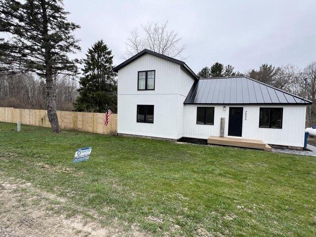 Grant Hwy, Manistee, Home For Sale