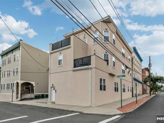 Grant St, Montclair, Condo For Sale