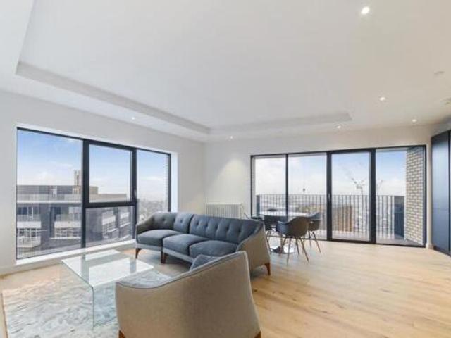 Grantham House, London City Island, 2 Bedroom Apartment