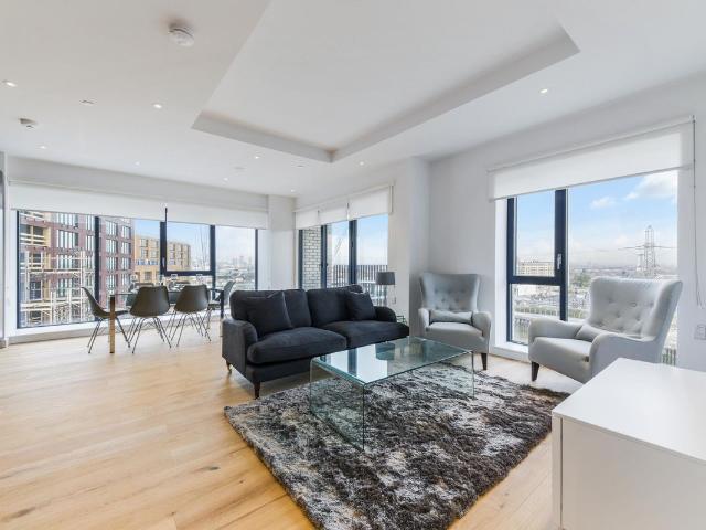 Grantham House, London City Island, London E14, 2 bed flat to rent, £3,003 pcm | PrimeLocation