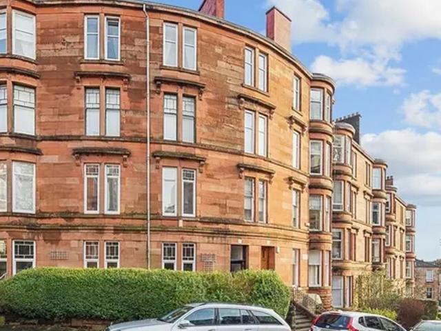 Grantley Gardens, Glasgow, G41 3PY, United Kingdom | 2 bed apartment for rent #140654858 | Rentberry