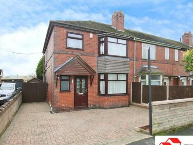 Granville Avenue, Sneyd Green, 3 Bedroom Town