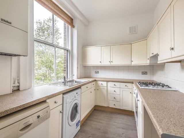 Granville Park, Lewisham, London, SE13 2 bed flat to rent £2,000 pcm £462 pw